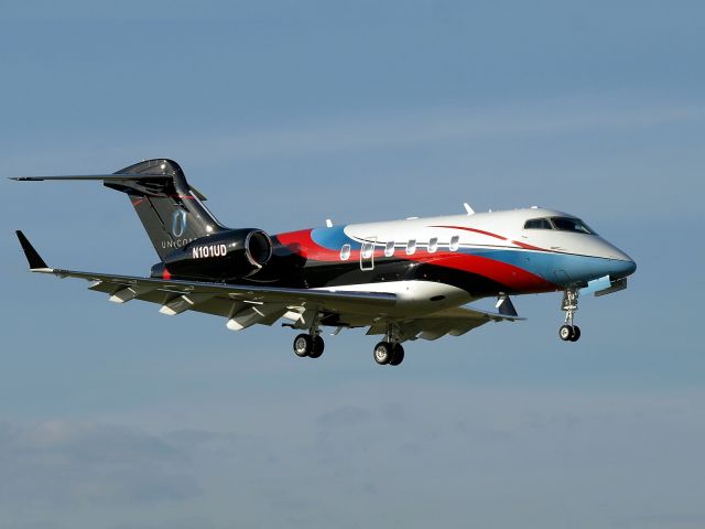 Charter N101UD - Outlier