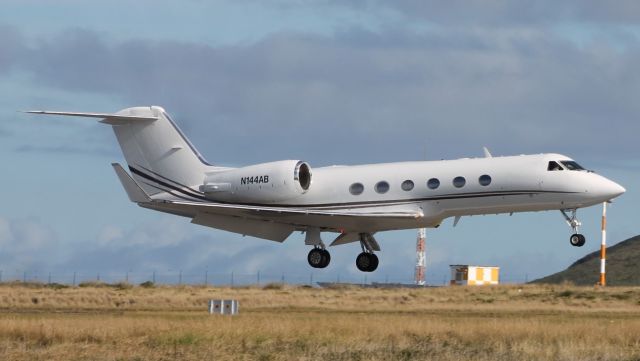 Charter N144AB - Outlier