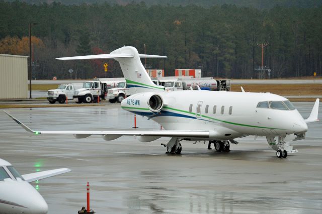 Charter N575MW - Outlier