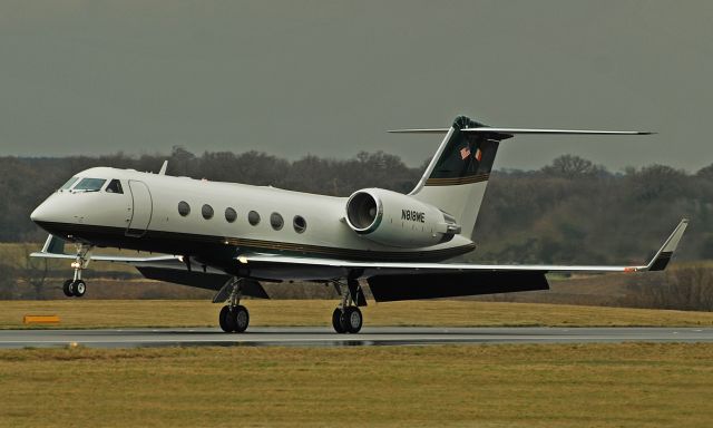 Charter N818ME - Outlier