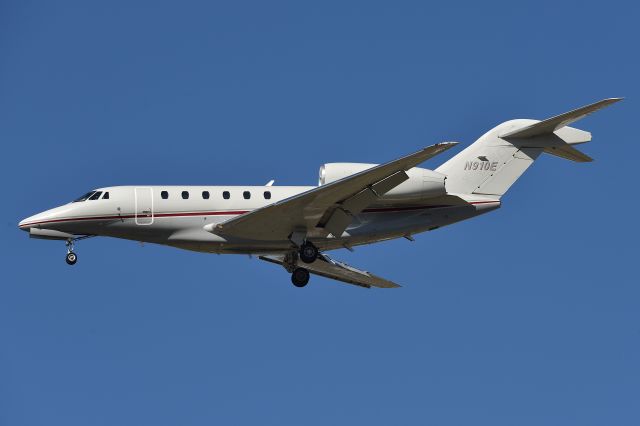 Charter N910E - Outlier